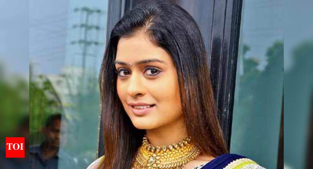 'Aakhir Bahu Bhi...' to showcase a different 'bahu' - Times of India