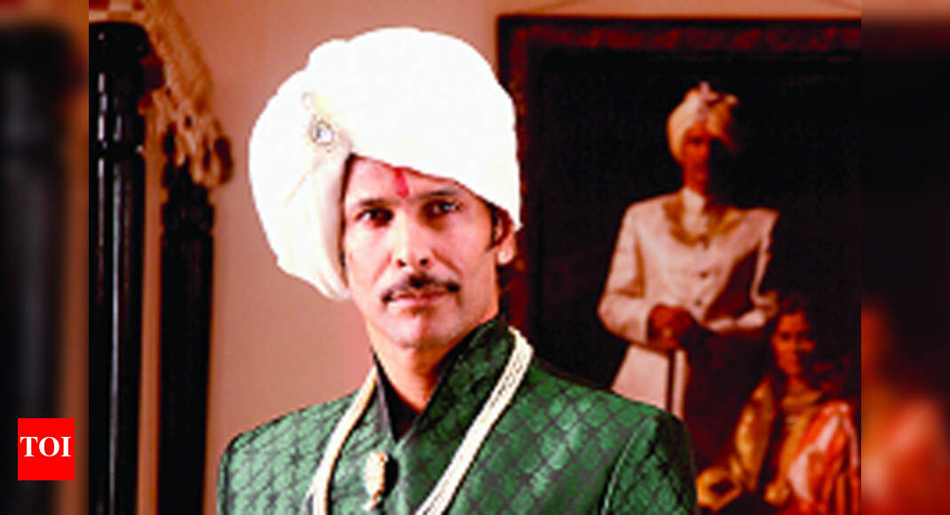 Milind Soman plays a king in an award-winning Marathi film | Marathi ...