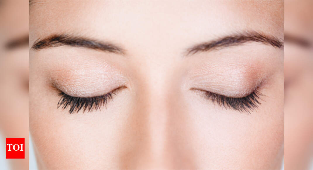 How to prevent eyelash fall out? - Times of India