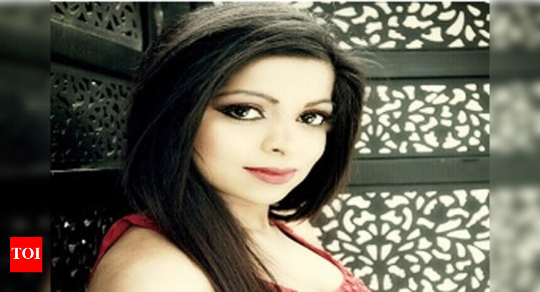 Priti Menon's 'Chupke Se' | Punjabi Movie News - Times of India