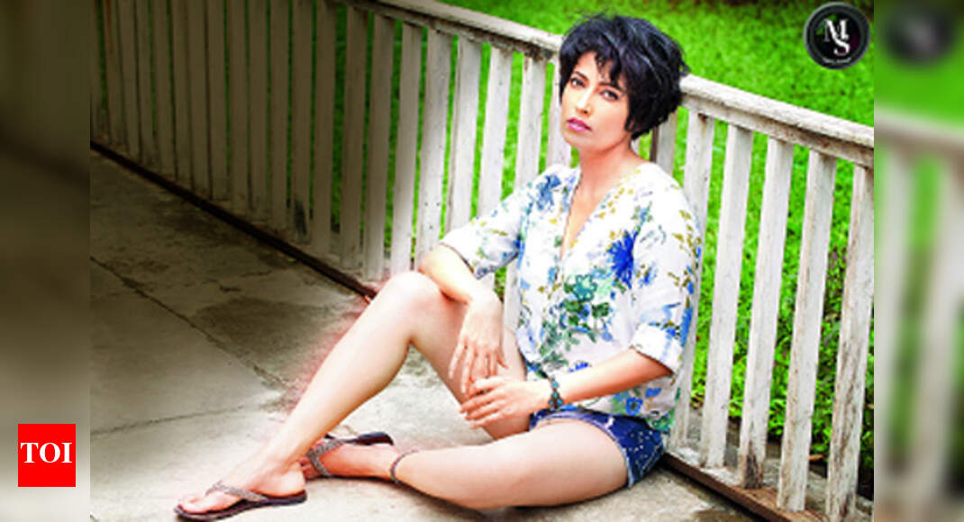 People still get shocked when they see me in real life: Meghna Malik - Times of India