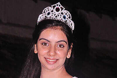 Thakar siblings host birthday and spinster party for friends in Nagpur ...