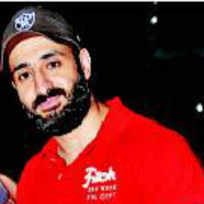 Sunny Anand threw a bash to celebrate his birthday with Hawaai as a ...