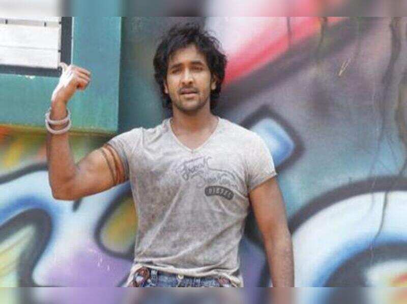 Vishnu Manchu completes a decade in Tollywood | Telugu Movie News ... Vishnu Manchu completes a decade in Tollywood | Telugu Movie News ...