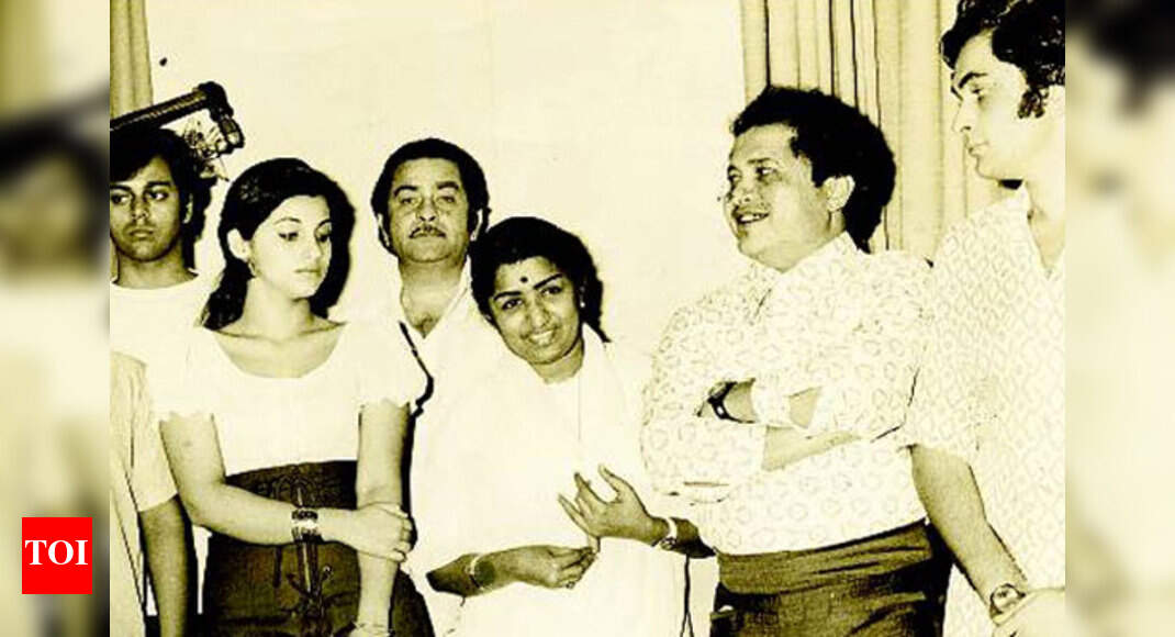 Bobby - story behind India's first teenage love story | Hindi Movie ...