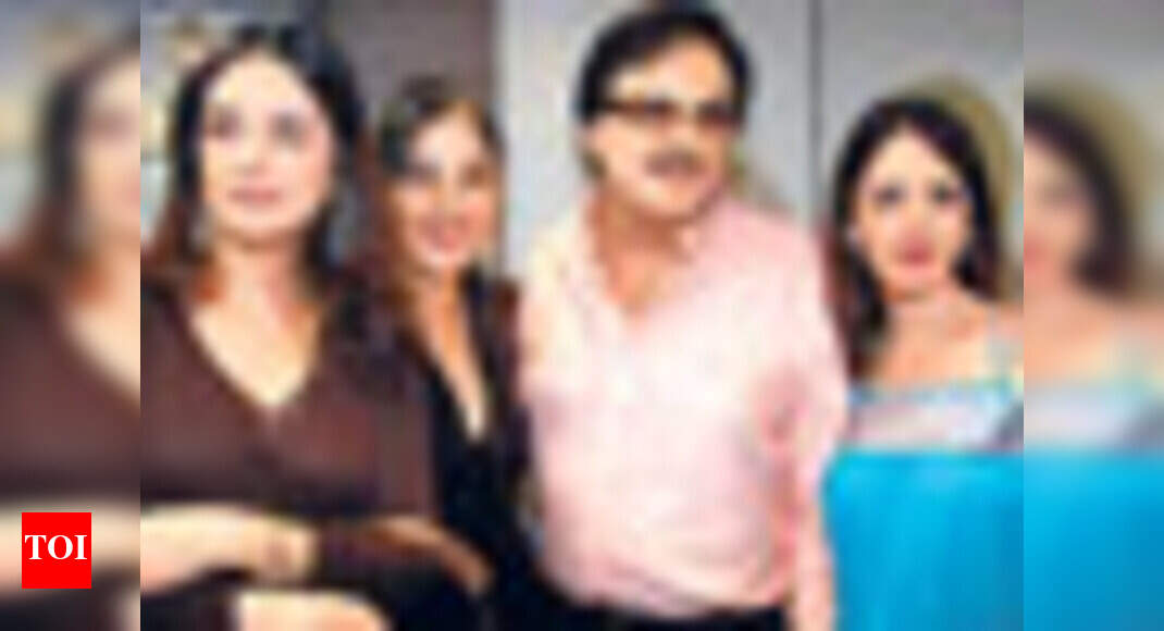 Mahesh Notandass hosts a do | Events Movie News - Times of India