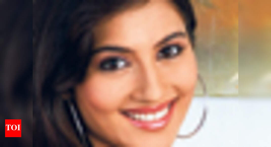 Kanchi is back! - Times of India