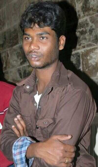 Rajesh, hero of Poonam Pandey's Kannada film dead | Kannada Movie News ...