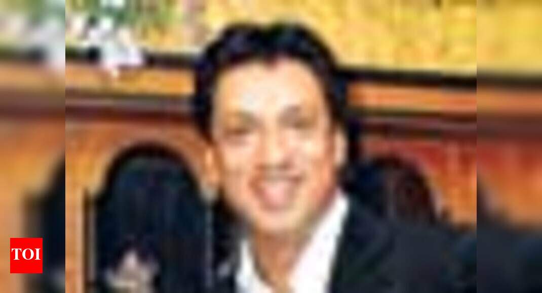 Bhandarkar is busy celebrating | Hindi Movie News - Times of India