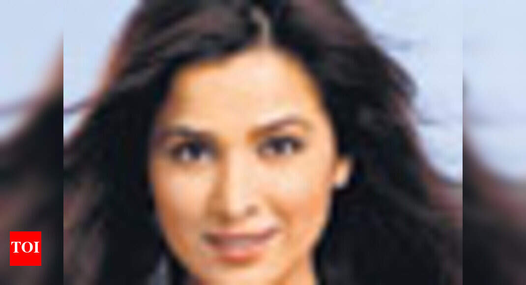 Will Simone sing? - Times of India