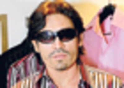 Shahwar is going Hollywood | Hindi Movie News - Times of India