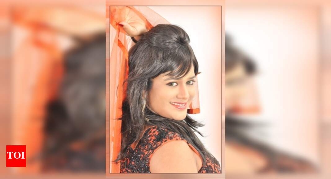 Priya Hassan is a singer now | Kannada Movie News - Times of India