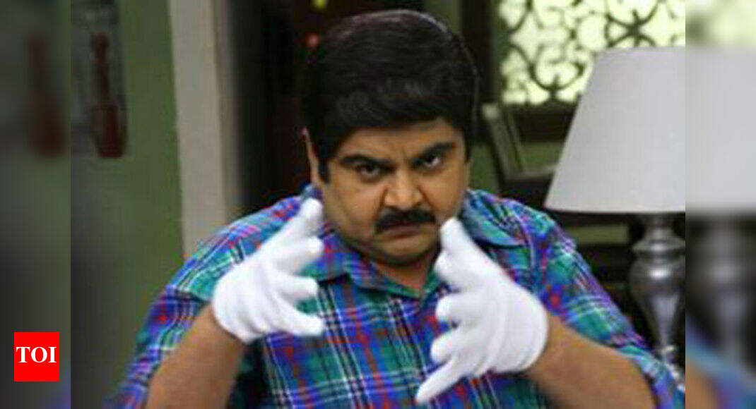 Bhade takes on the problem of a housewife - Times of India