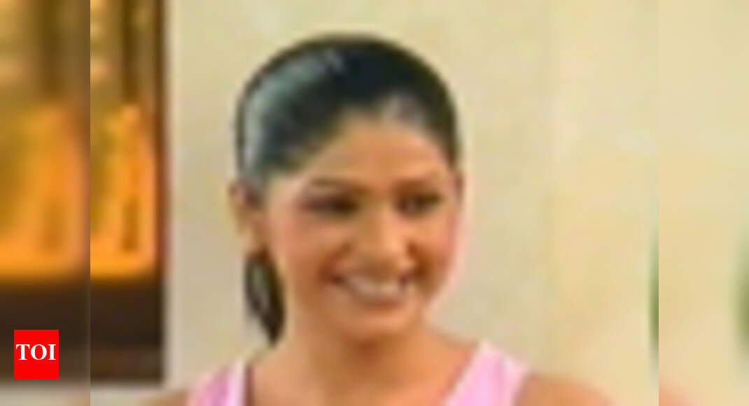 Prachi's moves - Times of India