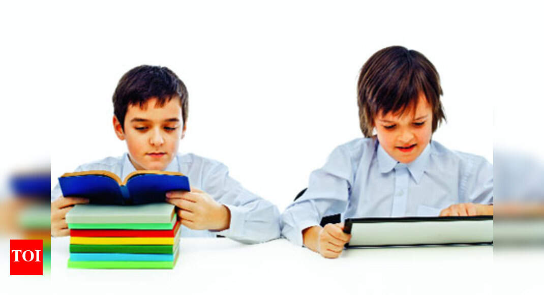 The tablets vs textbooks debate in Gurgaon schools - Times of India