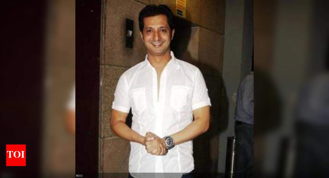 Sachit postpones his big release for Swwapnil's film | Marathi Movie ...