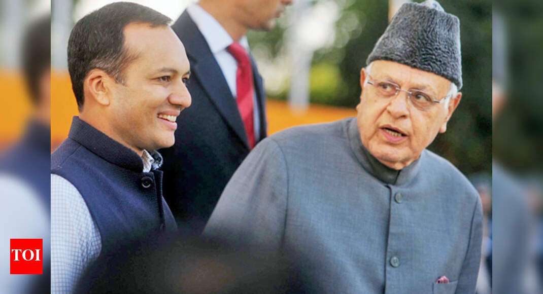 Naveen Jindal and Farooq Abdullah attend Umesh Modi Polo Cup match in ...