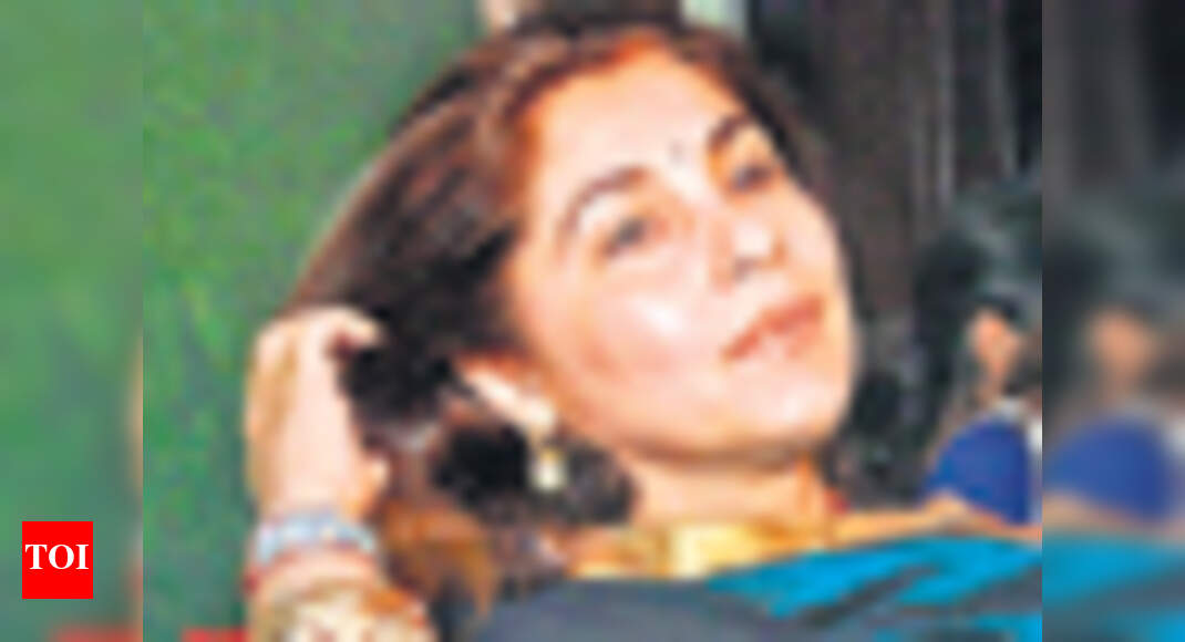 Dimple makes a comeback | Hindi Movie News - Times of India