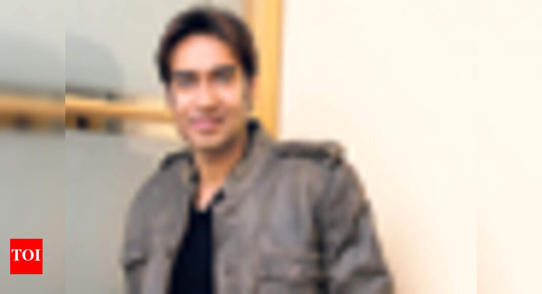 Ajay busy with direction! | Hindi Movie News - Times of India