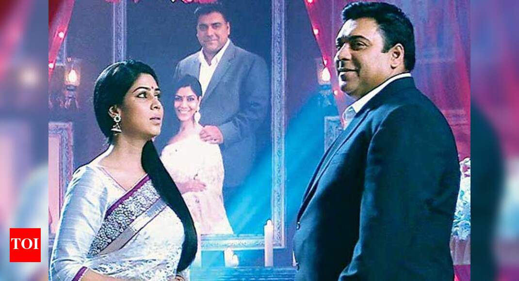 Ram and Priya meet Dhruv and Saanchi - Times of India