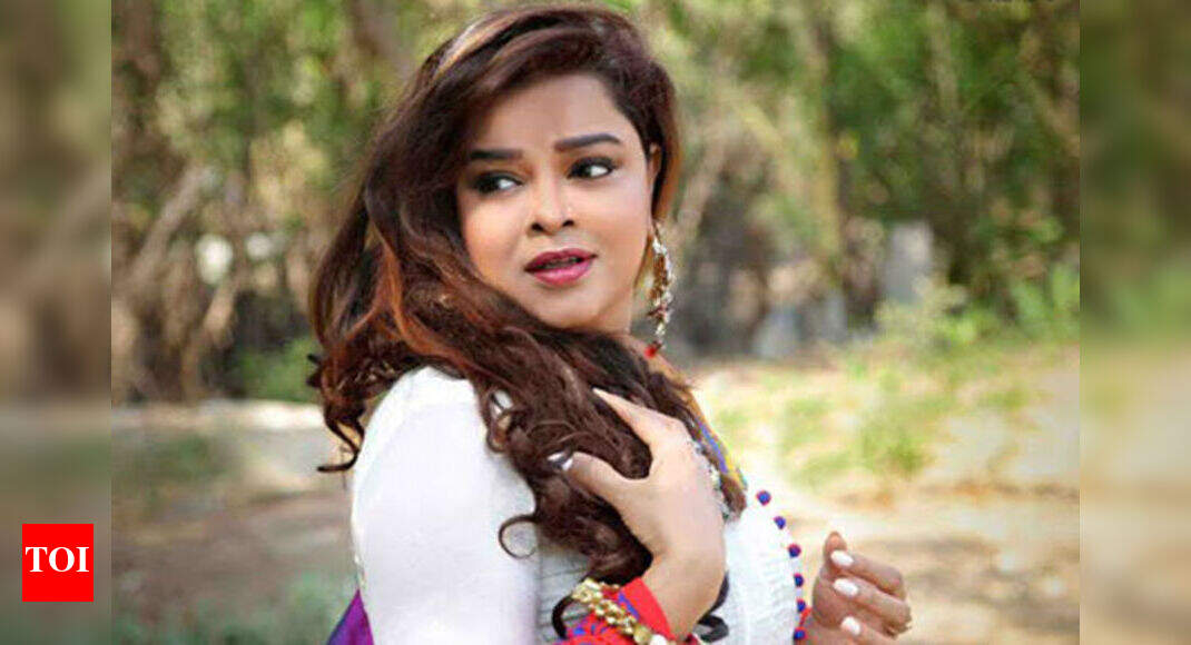 Luck makes a lot of difference: Gulfam Khan - Times of India