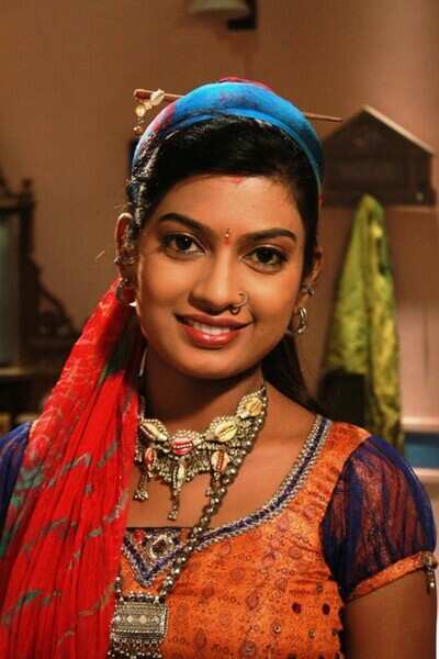 Dhanashree Kadgaonkar misses her look from 'Gandha Fulancha...' - Times ...