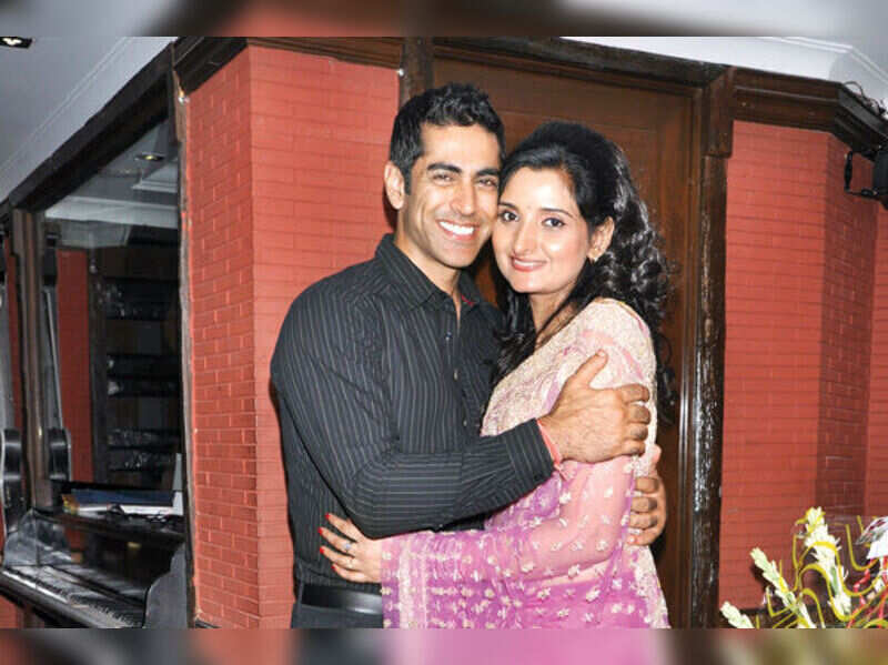 Tarun Khanna: Tarun and Smriti expecting their first child - Times of India