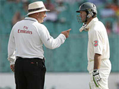 Ponting coerced umpire? | New Zealand in India 2016 News - Times of India