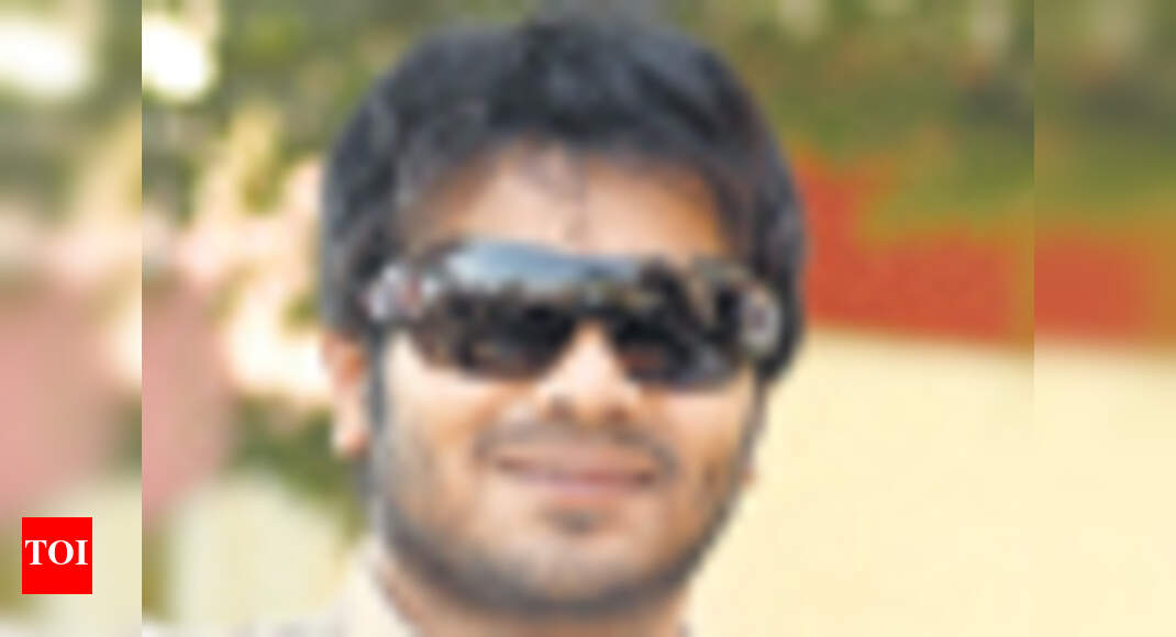 Manoj awaits a break | Hindi Movie News - Times of India