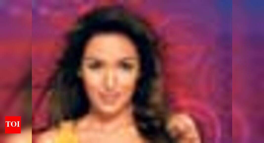 Malaika all set to sing! - Times of India