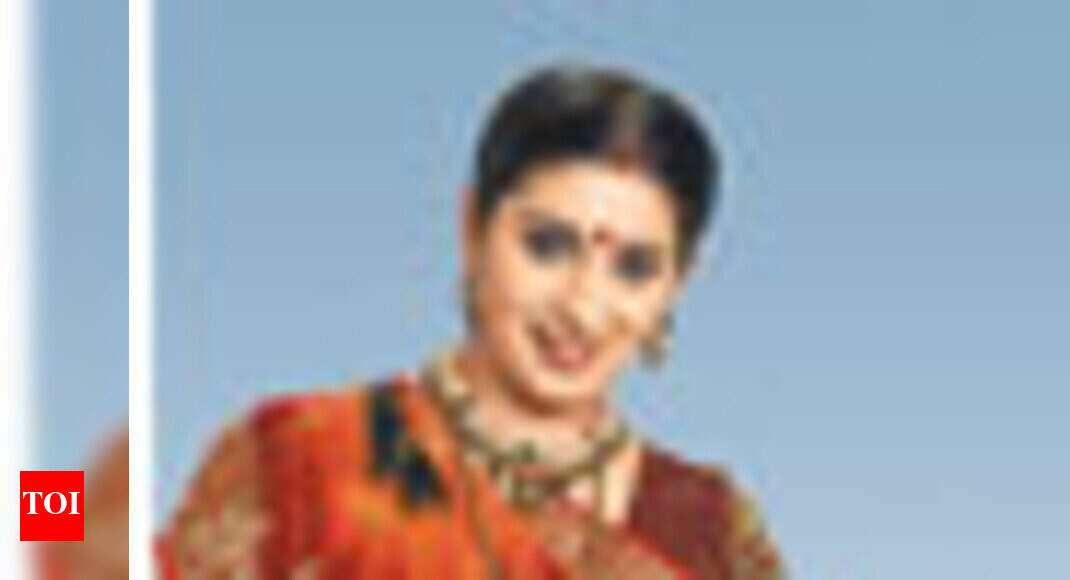 Smriti Iraani’s filmi chakkar - Times of India