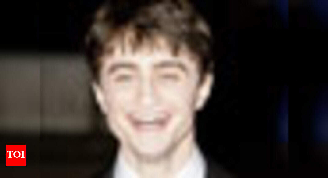 Radcliffe goes 'cheap' | English Movie News - Times of India