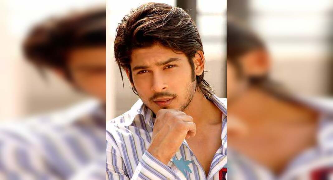 Siddharth Shukla was crowned Best Model of the World after beating 40 ...