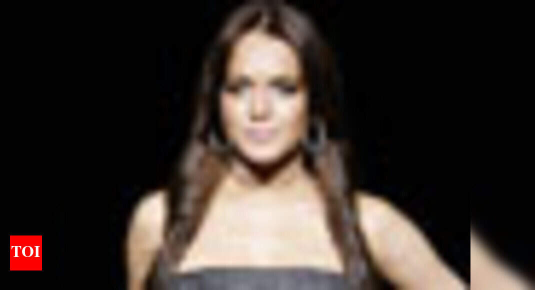 Lohan’s father says ‘no’ | English Movie News - Times of India