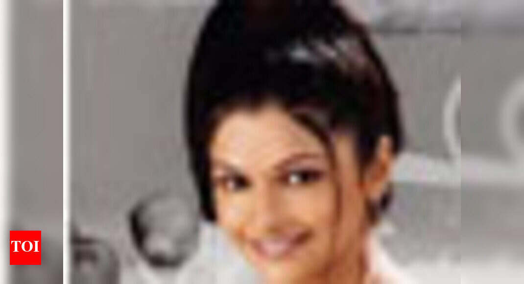 Prachi's different looks - Times of India