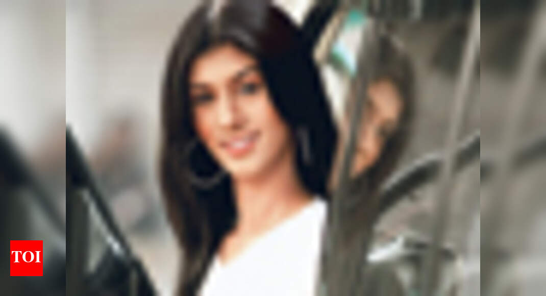 Shagun’s crowning glory | undefined Movie News - Times of India