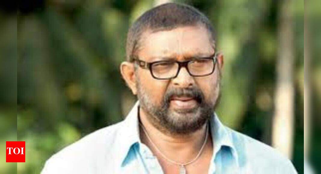 Actor Lal injured! | Malayalam Movie News - Times of India