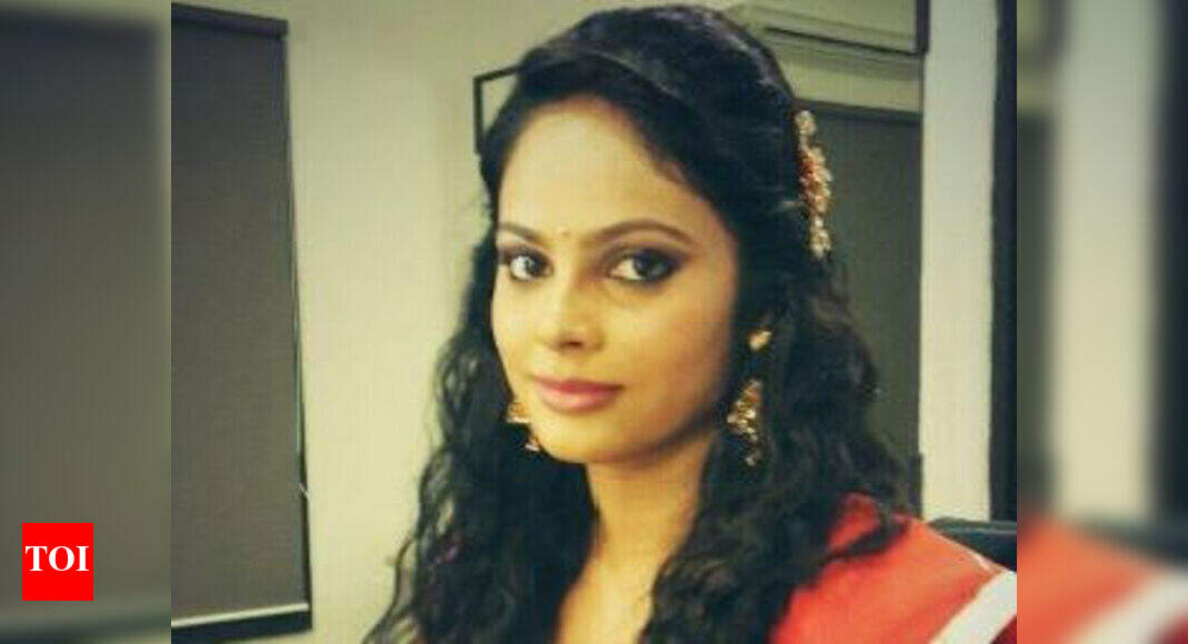 Nandita dances for 'Super Kudumbam' finale - Times of India