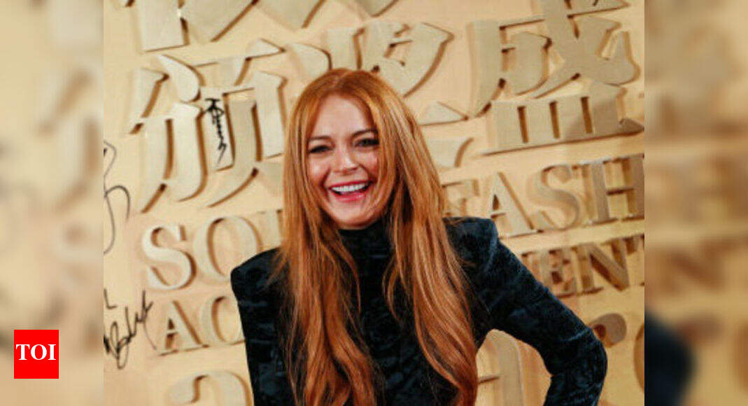 Lindsay Lohan offers reward for stolen computer | English Movie News ...