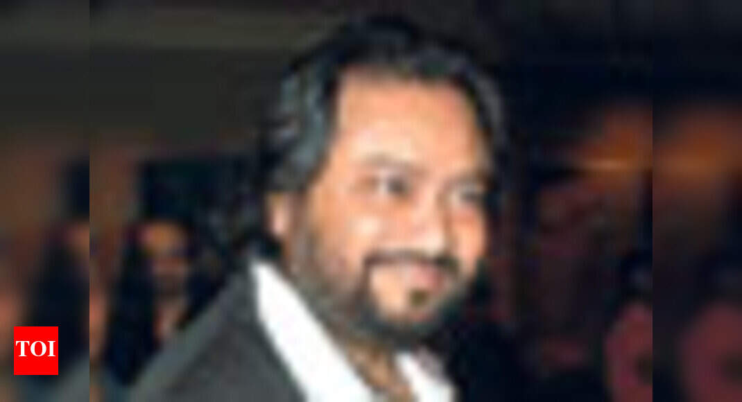 Ismail turns director | Hindi Movie News - Times of India