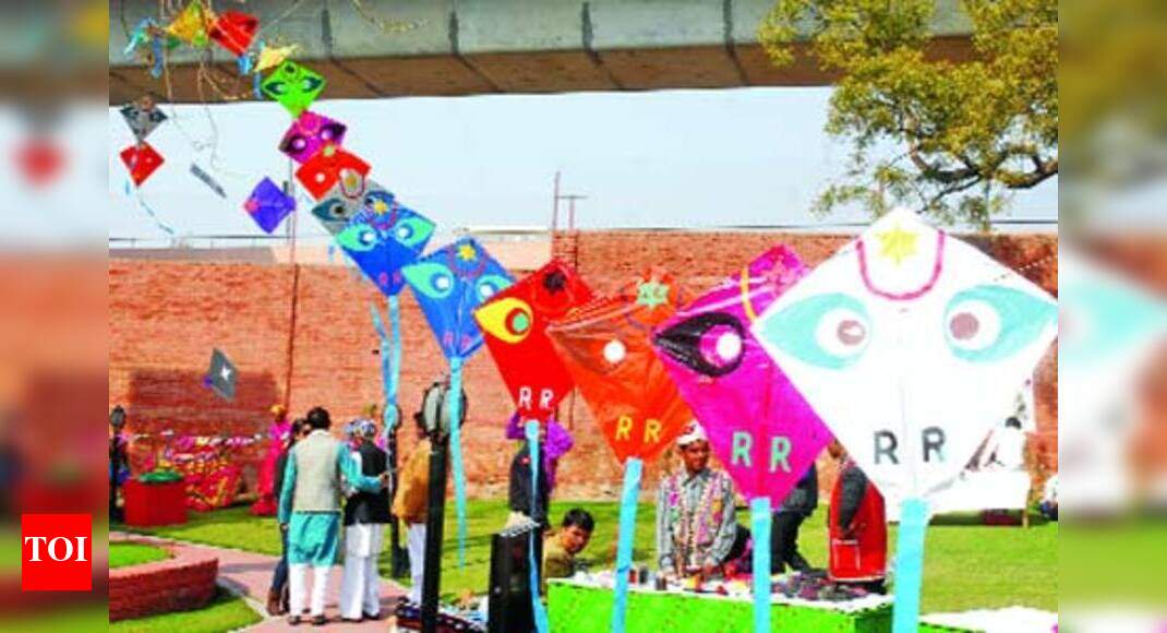 Lit Fest soars to a start - Times of India