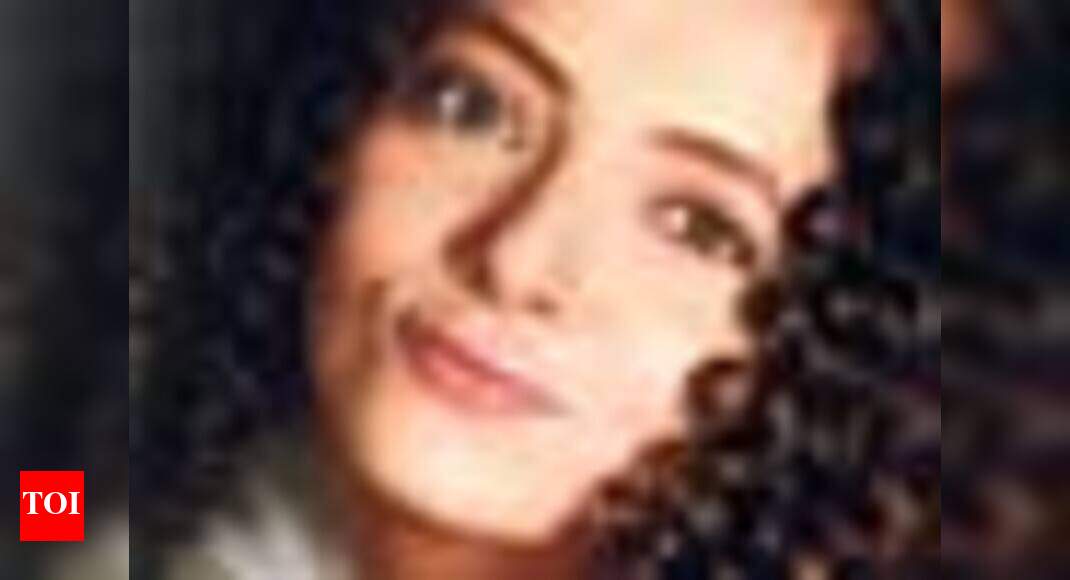 Rakhi's comeback! - Times of India