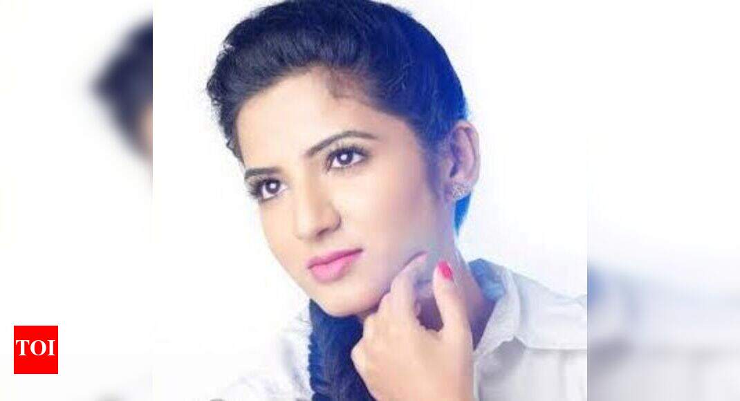 Kaavya Sha to debut with Paisa | Kannada Movie News - Times of India