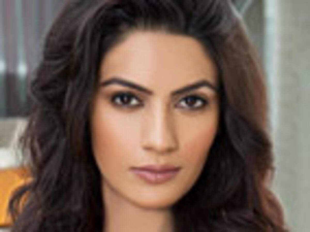 Monali Chaudhary