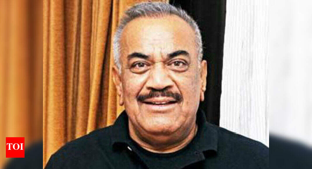 I love to eat Gujarati food – Shivaji Satam - Times of India
