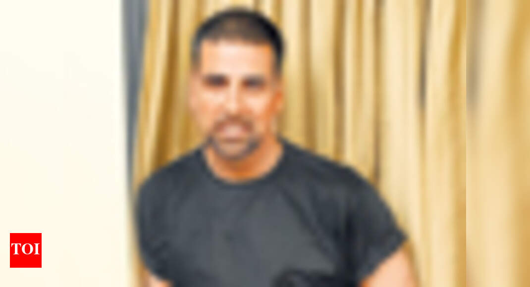 Will Akshay be Adi’s Tashan! | Hindi Movie News - Times of India