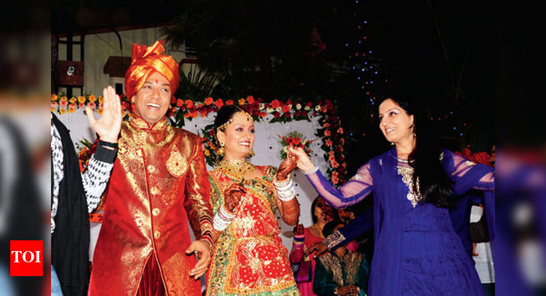 TV celebs attend Chandan Rathod’s wedding reception in Ahmedabad ...