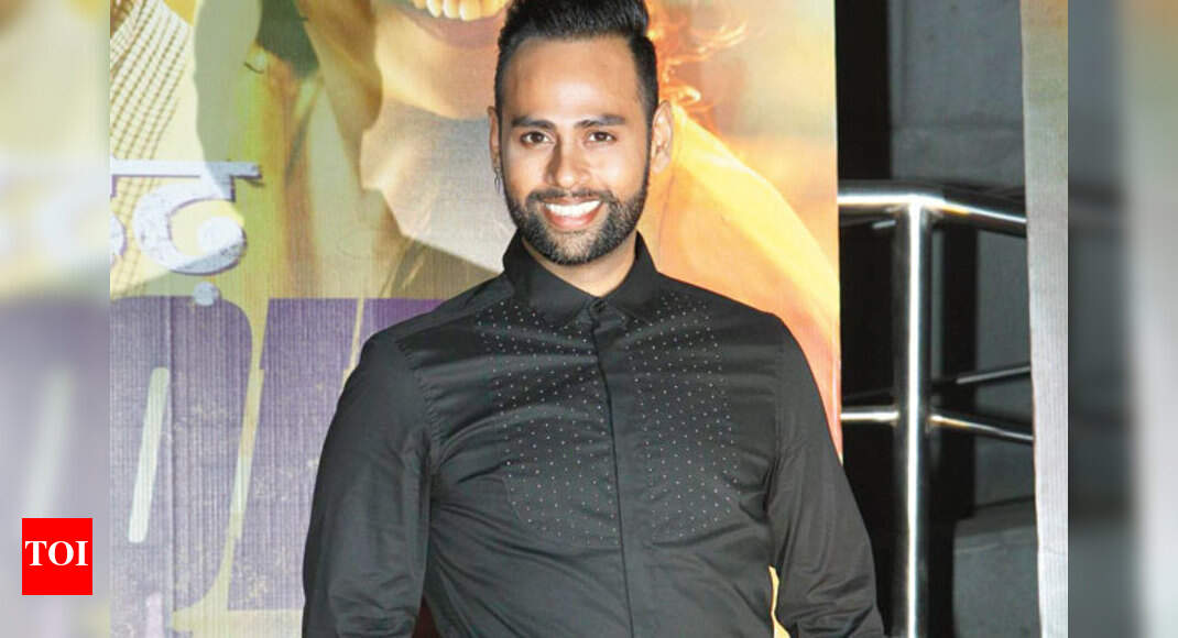 VJ Andy debuts in a fiction show - Times of India