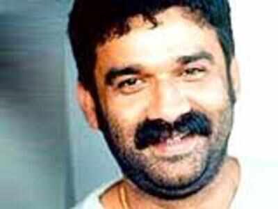 I am not used to making films based on artiste availability:Renjith ...