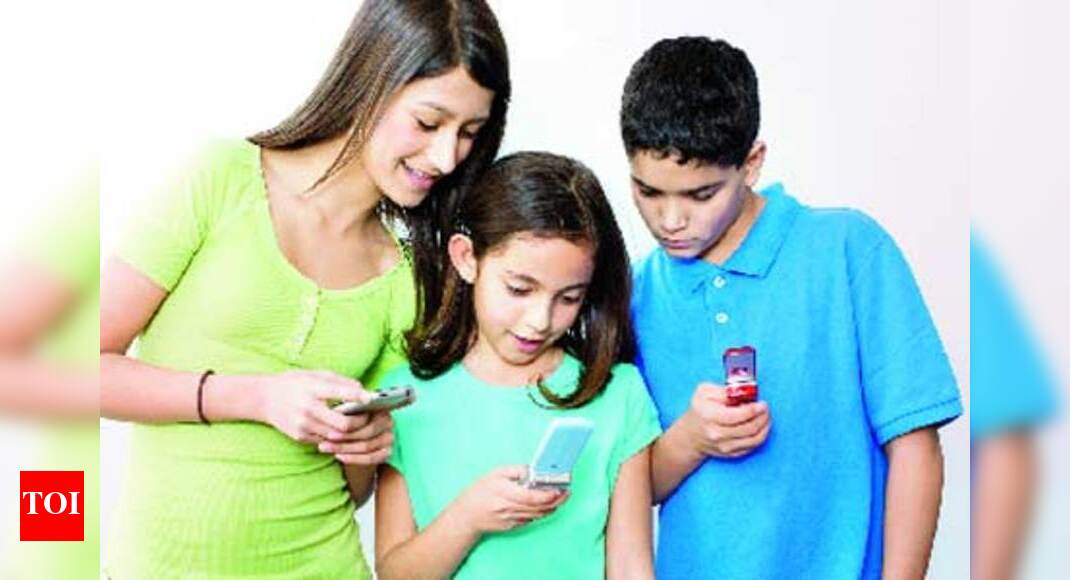 Generation ‘Text’? Watch out! - Times of India